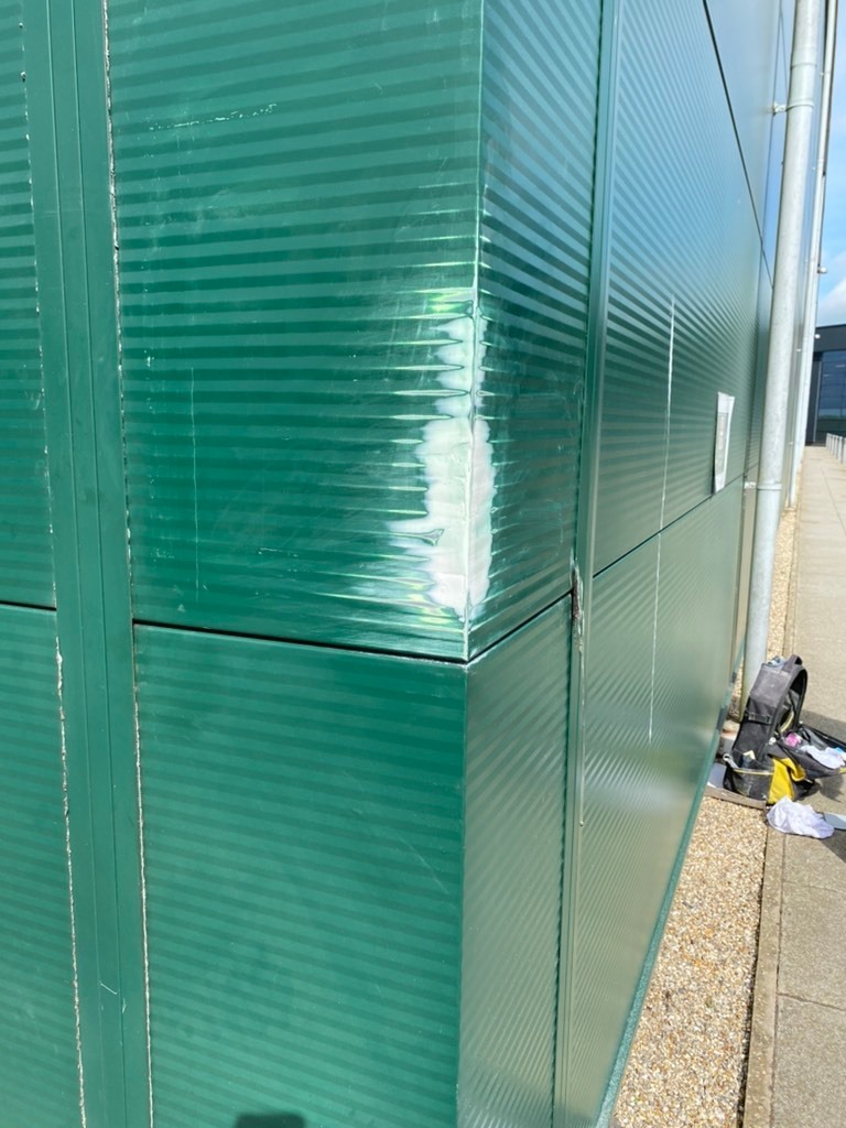 Repairing A Low-Level Corner Micro Rib Panel - Just Spray Network